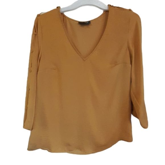 Modcloth | Tops | Modcloth Longbutton Down Sleeves Blouse | Poshmark